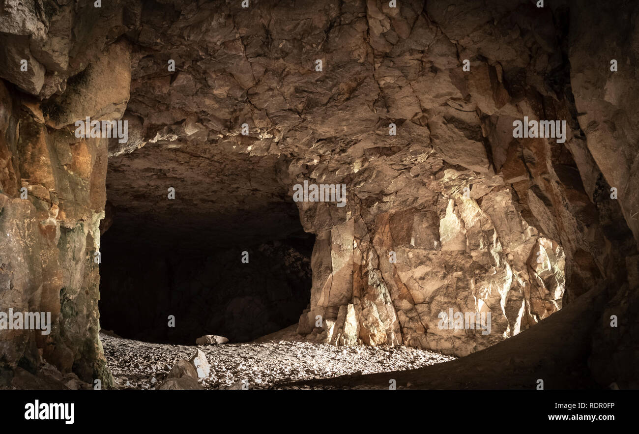 Creepy cave hi-res stock photography and images - Alamy