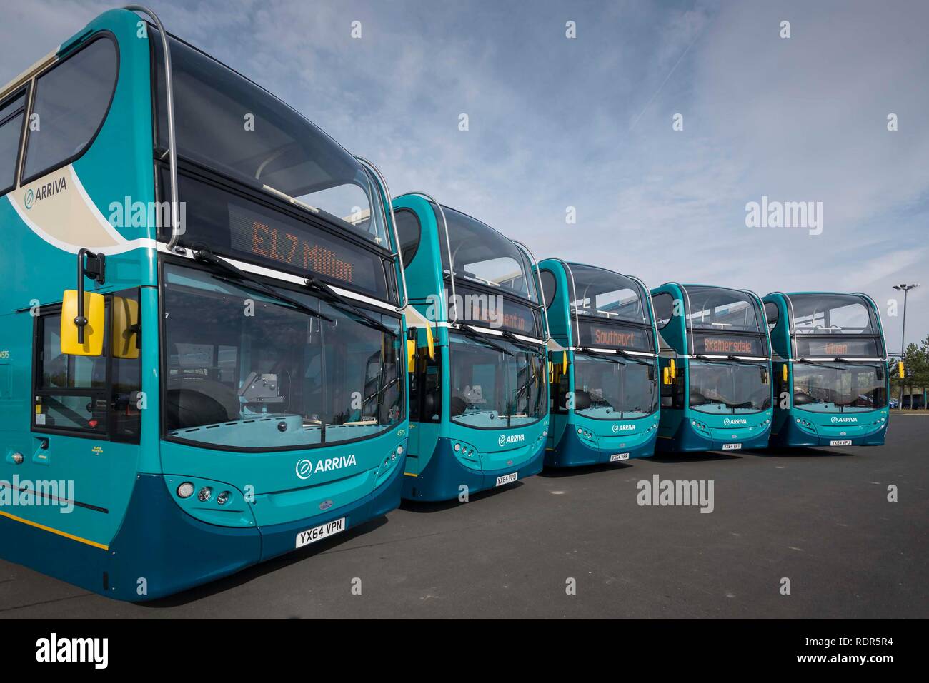 Arriva buses hi-res stock photography and images - Alamy