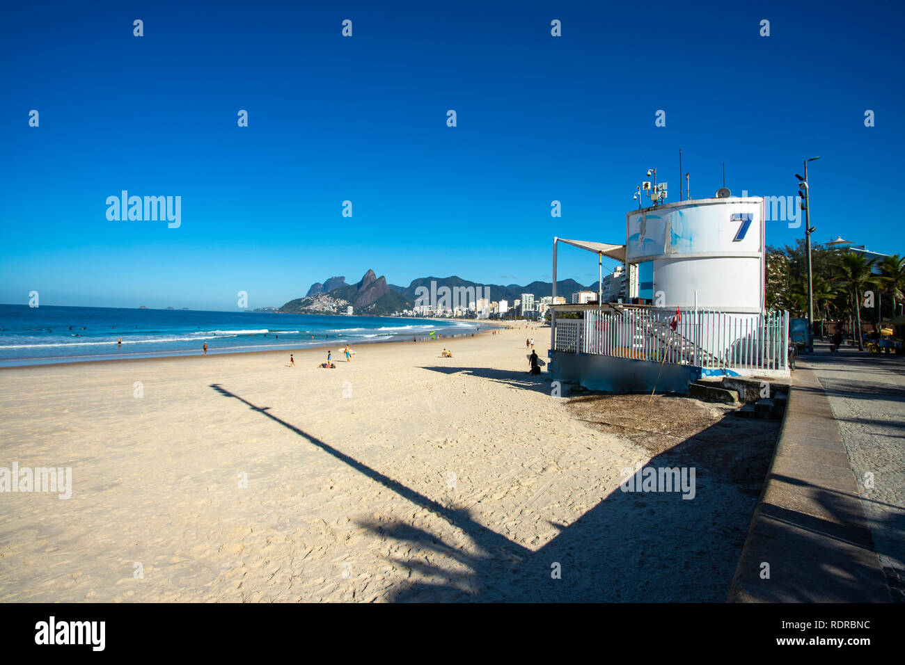 Landscape view of Rio de Janeiro with the Arpoador and Ipanema beach ...