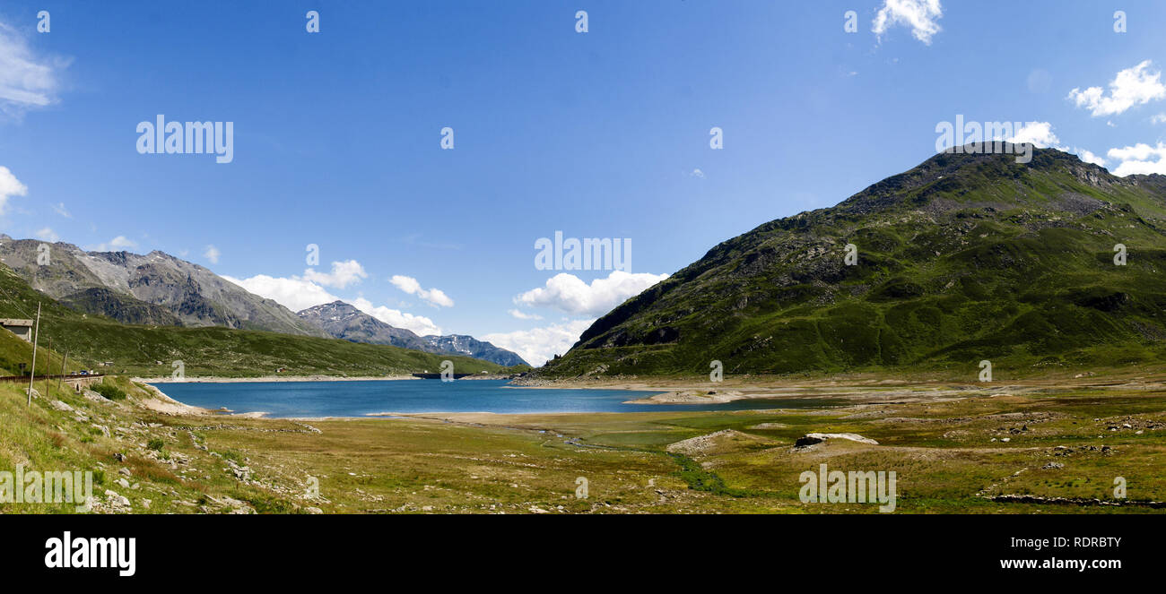 Lake Of Montespluga High Resolution Stock Photography and Images - Alamy