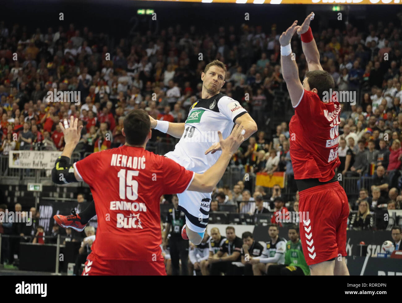 Berlin, Germany. 17th Jan, 2019. Martin Strobel (Germany) and Mijajlo ...