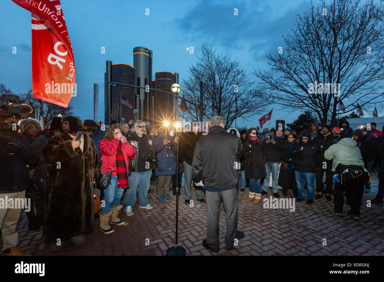 General motors factory close hi-res stock photography and images - Alamy