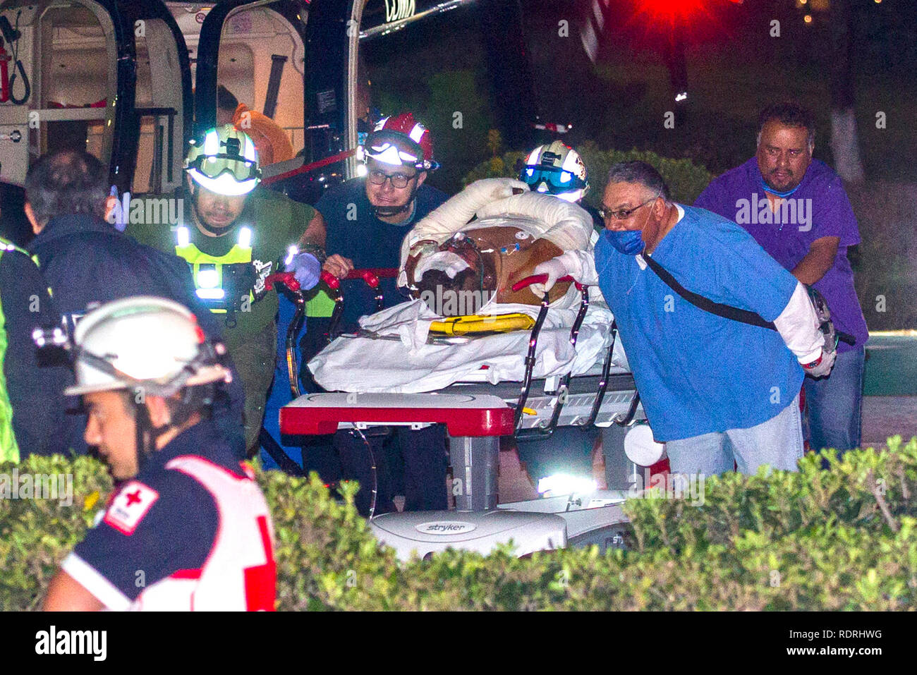 Mexican paramedics hi-res stock photography and images - Alamy