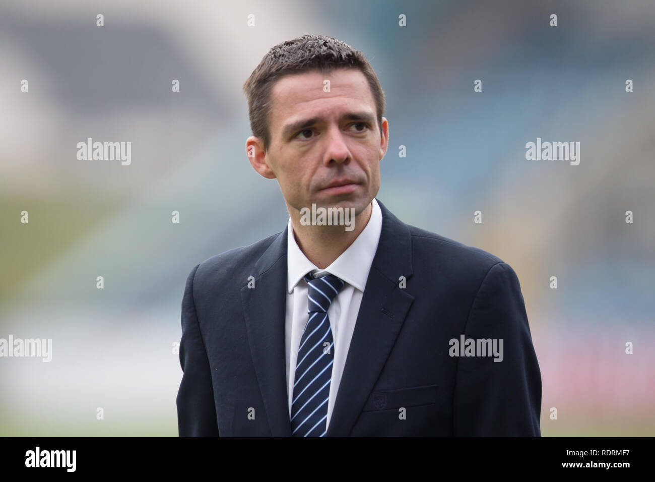 Kevin clancy referee hi-res stock photography and images - Alamy