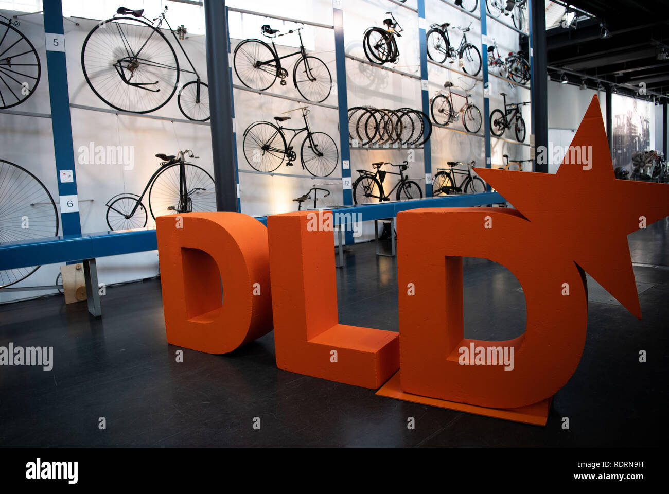 Dld business logo hi-res stock photography and images - Alamy