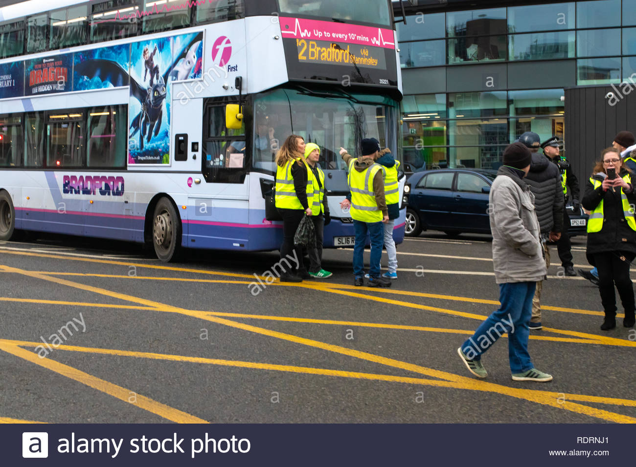 Leeds Bus Station Stock Photos & Leeds Bus Station Stock Images - Alamy