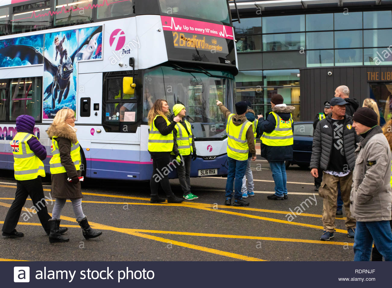 Bus Station Leeds Stock Photos & Bus Station Leeds Stock Images - Alamy