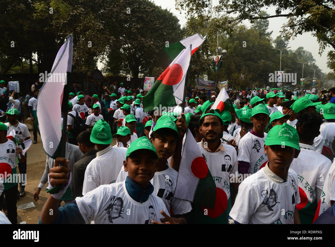 Supporters of awami league hi-res stock photography and images - Alamy