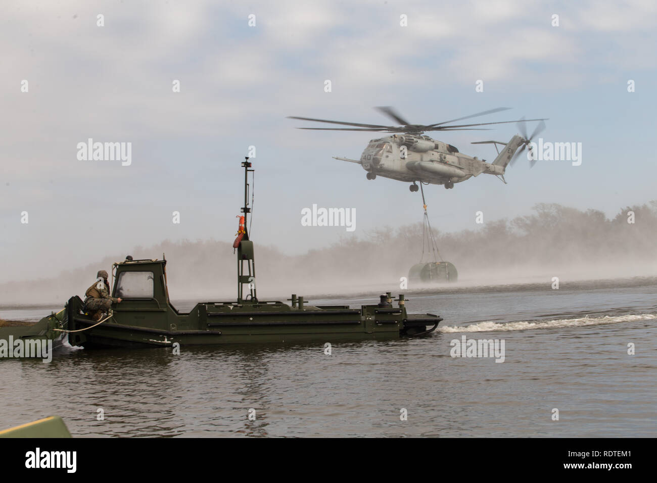 2nd marine arcraft wing hi-res stock photography and images - Alamy