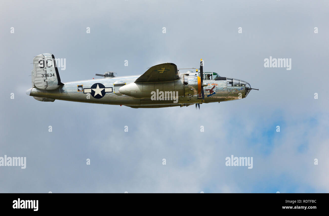 North american b 25 mitchell hi-res stock photography and images - Alamy