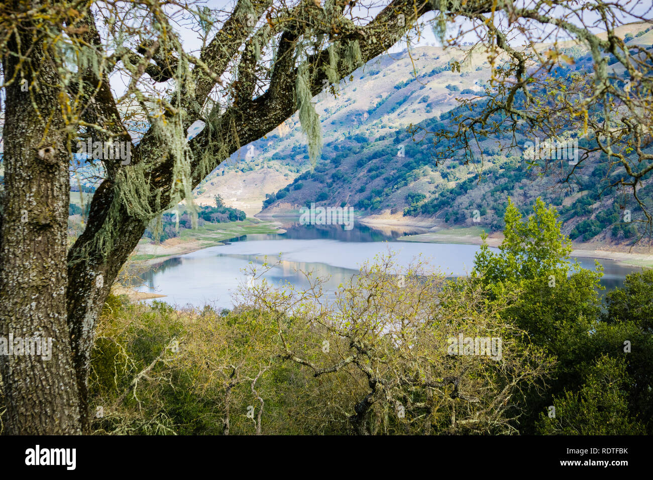 Coyote Lake, Coyote Lake Harvey Bear Ranch County Park, Gilroy, south ...