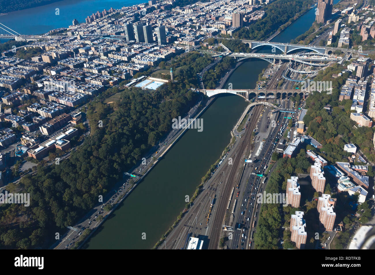 Bronx skyline hi-res stock photography and images - Alamy