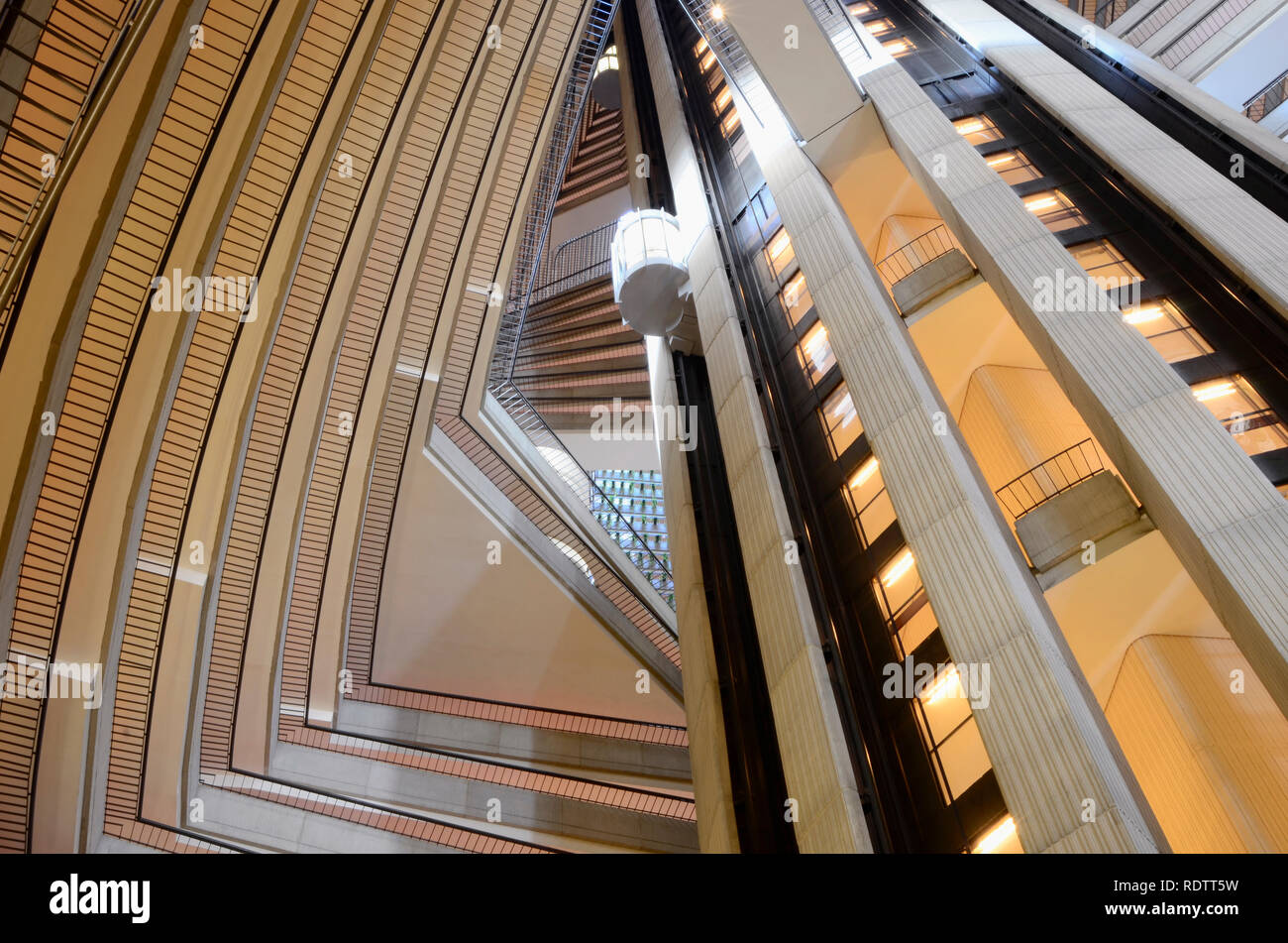 Lobby atrium glass elevator hi-res stock photography and images - Alamy