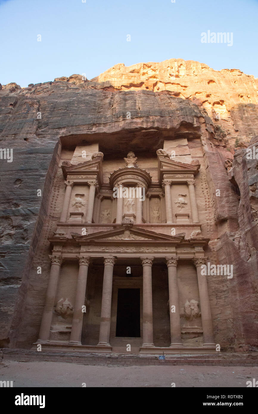 The Treasury, Petra, Jordan Stock Photo - Alamy