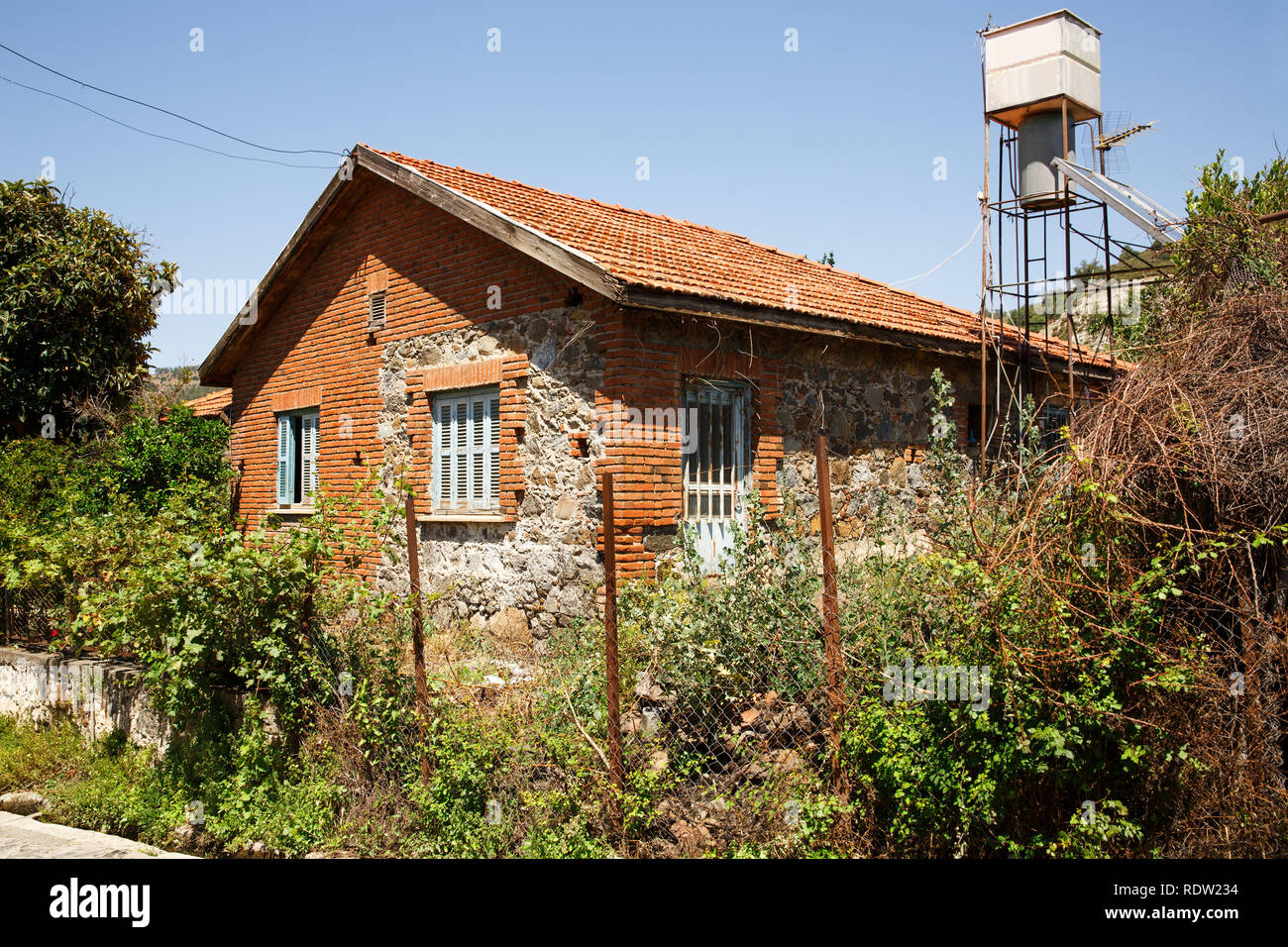 Old house in Kakopetria village, Cyprus Stock Photo - Alamy