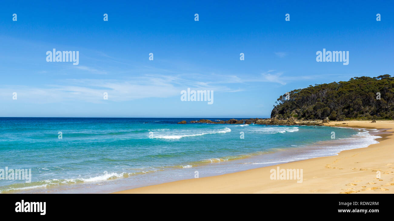 Ocean waves and blue sky Stock Photo - Alamy