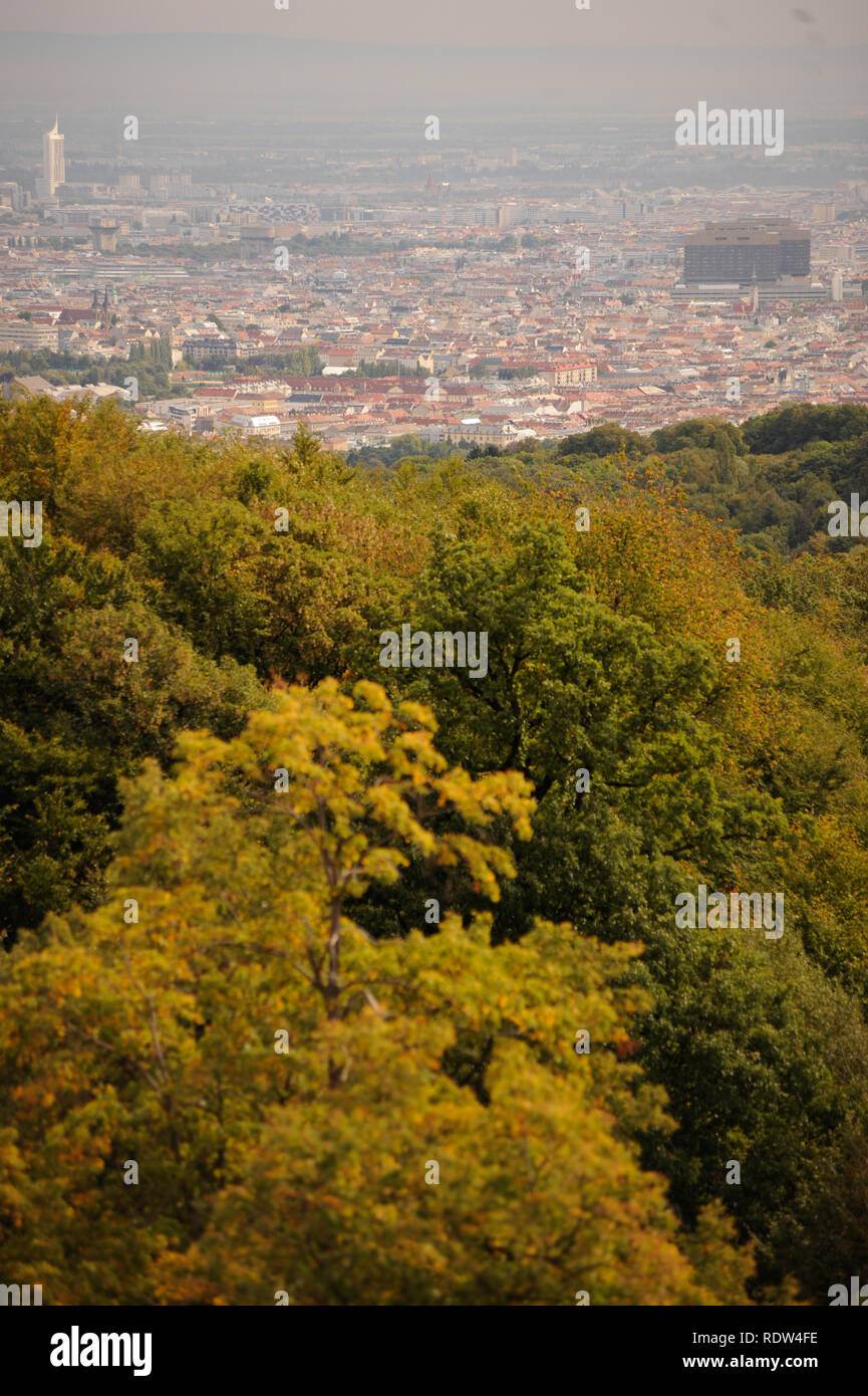 Vienna green architecture Stock Photo - Alamy