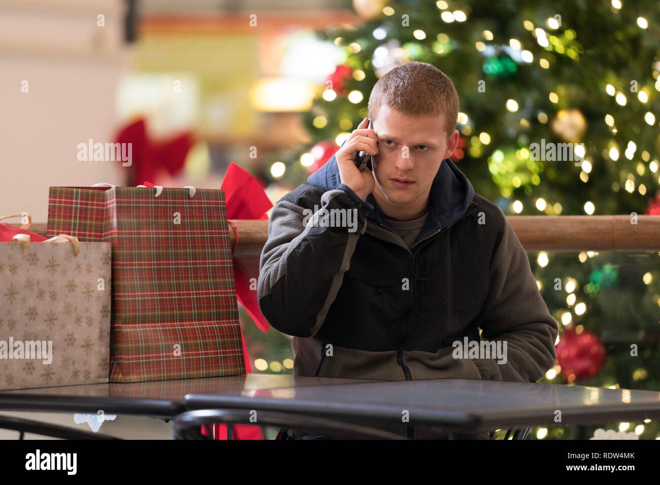 Peter hedges lucas hedges hi-res stock photography and images - Alamy