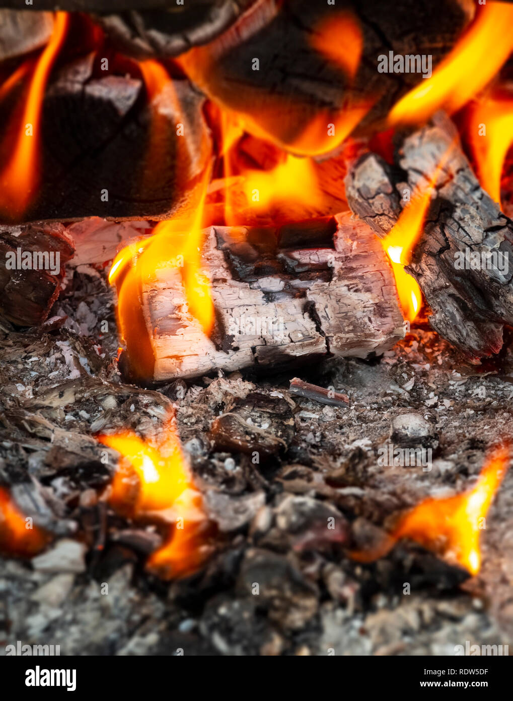 Burning coals in stove grill hi-res stock photography and images - Alamy