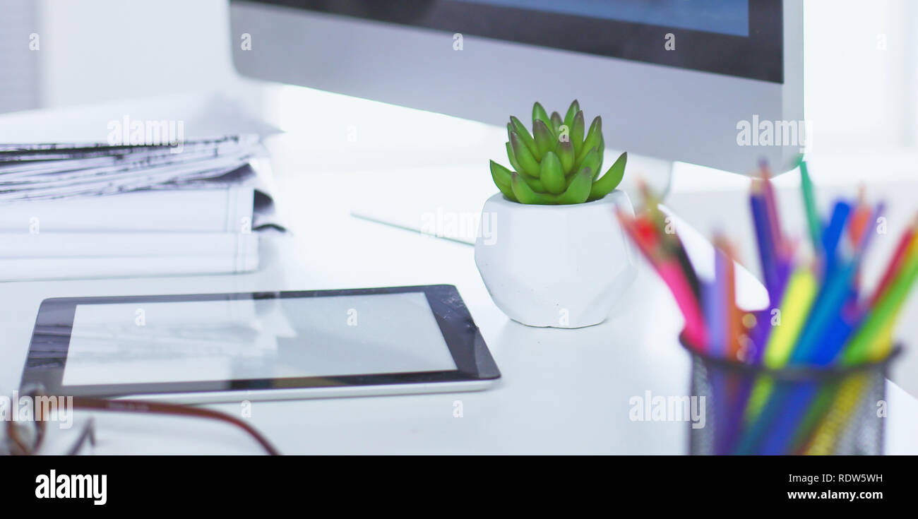 Workspace desktop, documents on the office table Stock Photo - Alamy