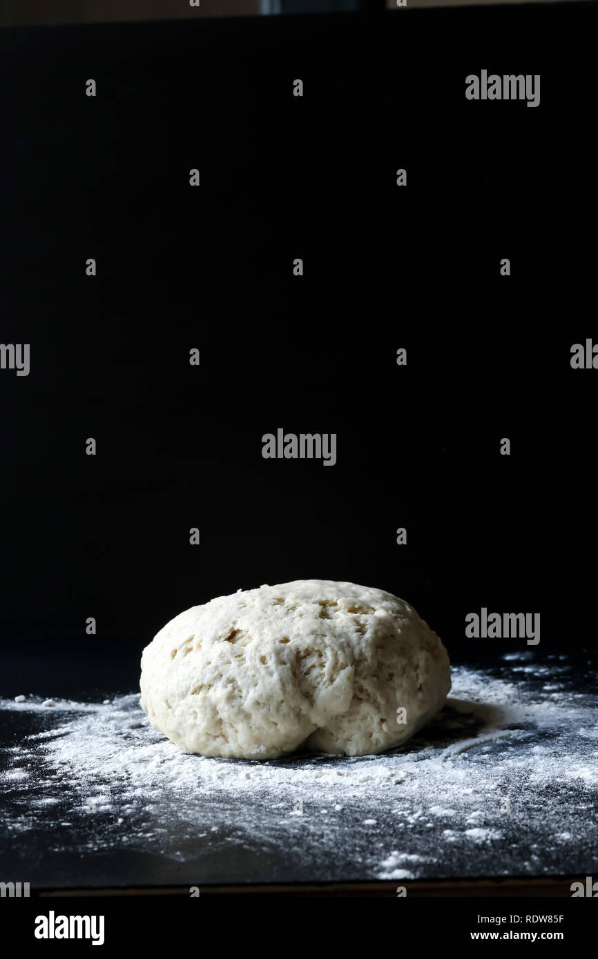 Flour splash hi-res stock photography and images - Alamy
