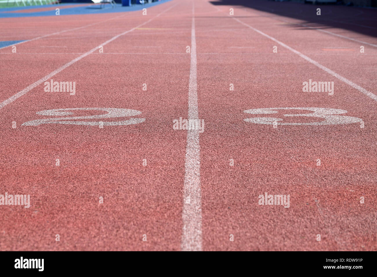 Running track lanes finish hi-res stock photography and images - Alamy