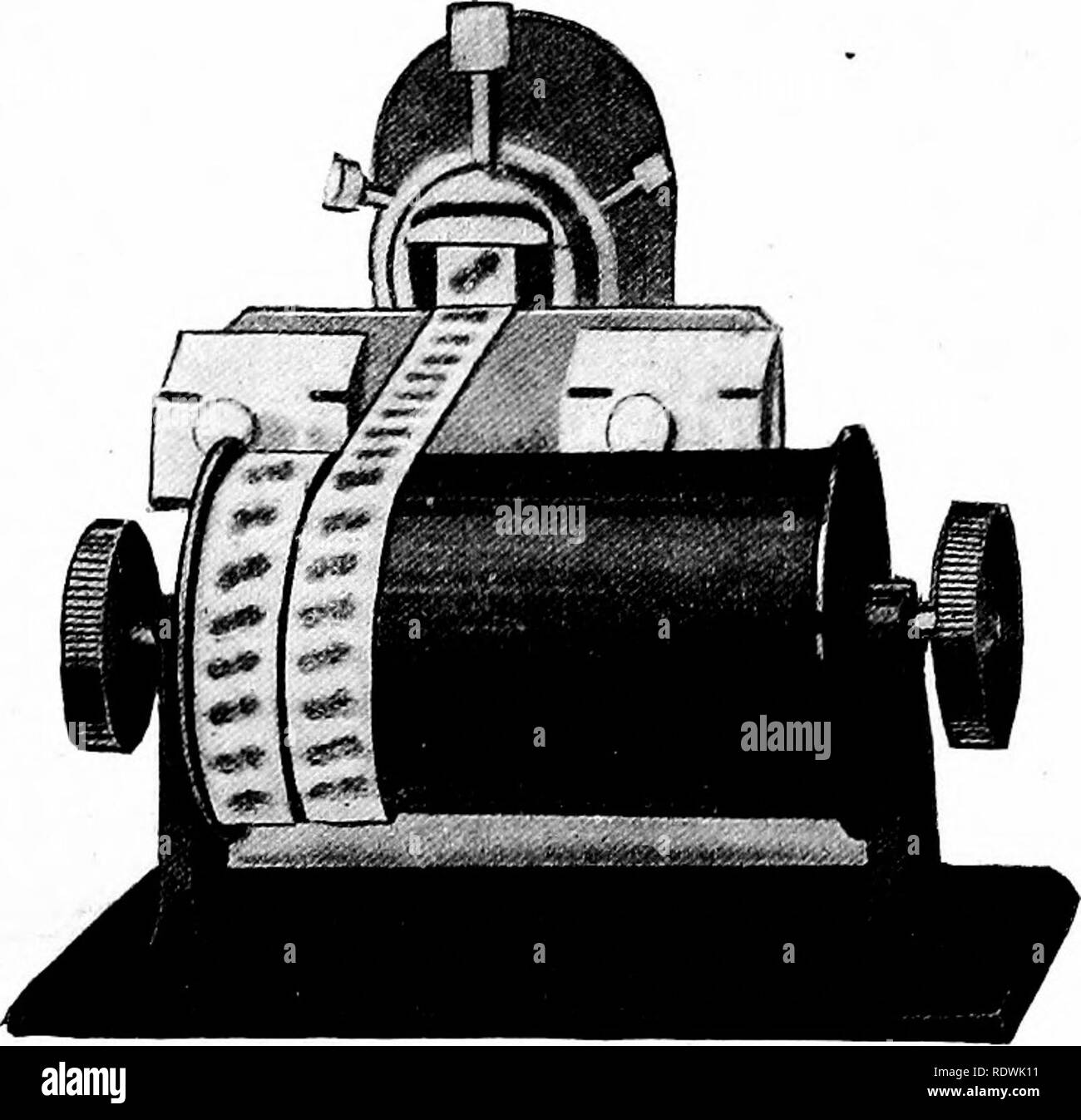 Continuous ribbon forms hi-res stock photography and images - Alamy