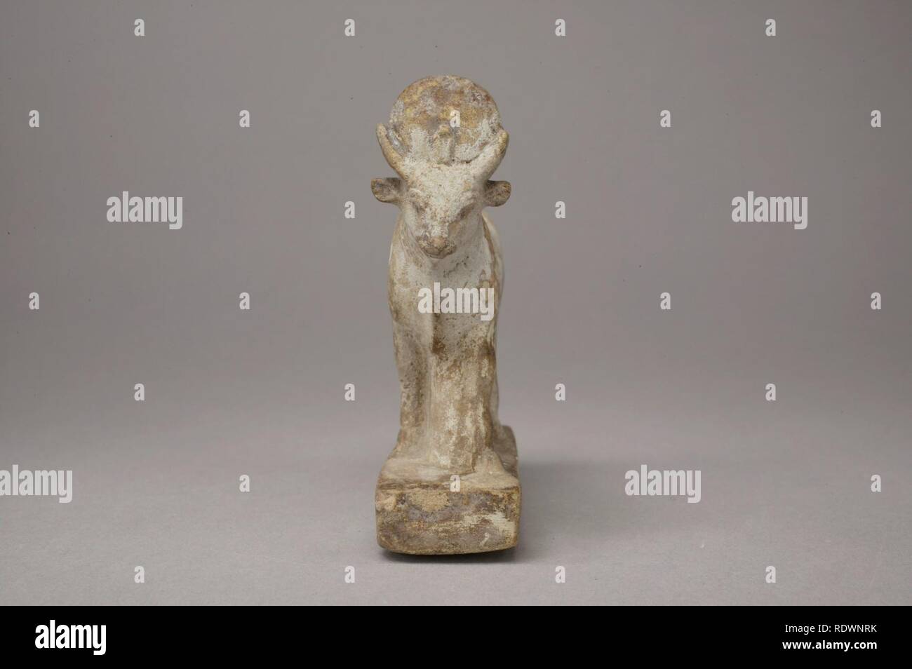 Apis Bull Figure Stock Photo - Alamy