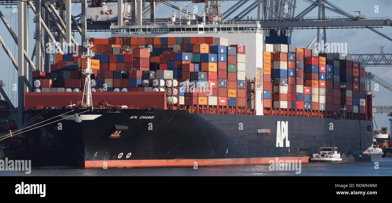 APL Changi (ship, 2013) IMO 9631981 Callsign S6LT7 Port of Rotterdam ...