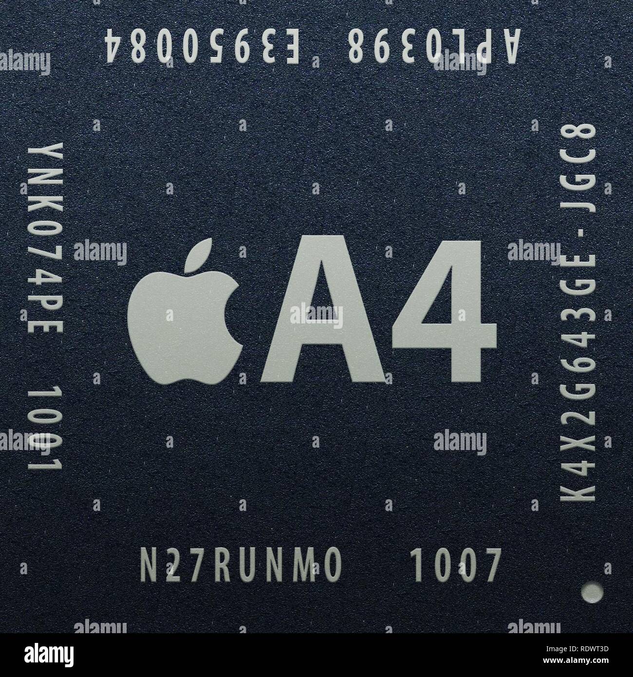 Apple a4 hi-res stock photography and images - Alamy