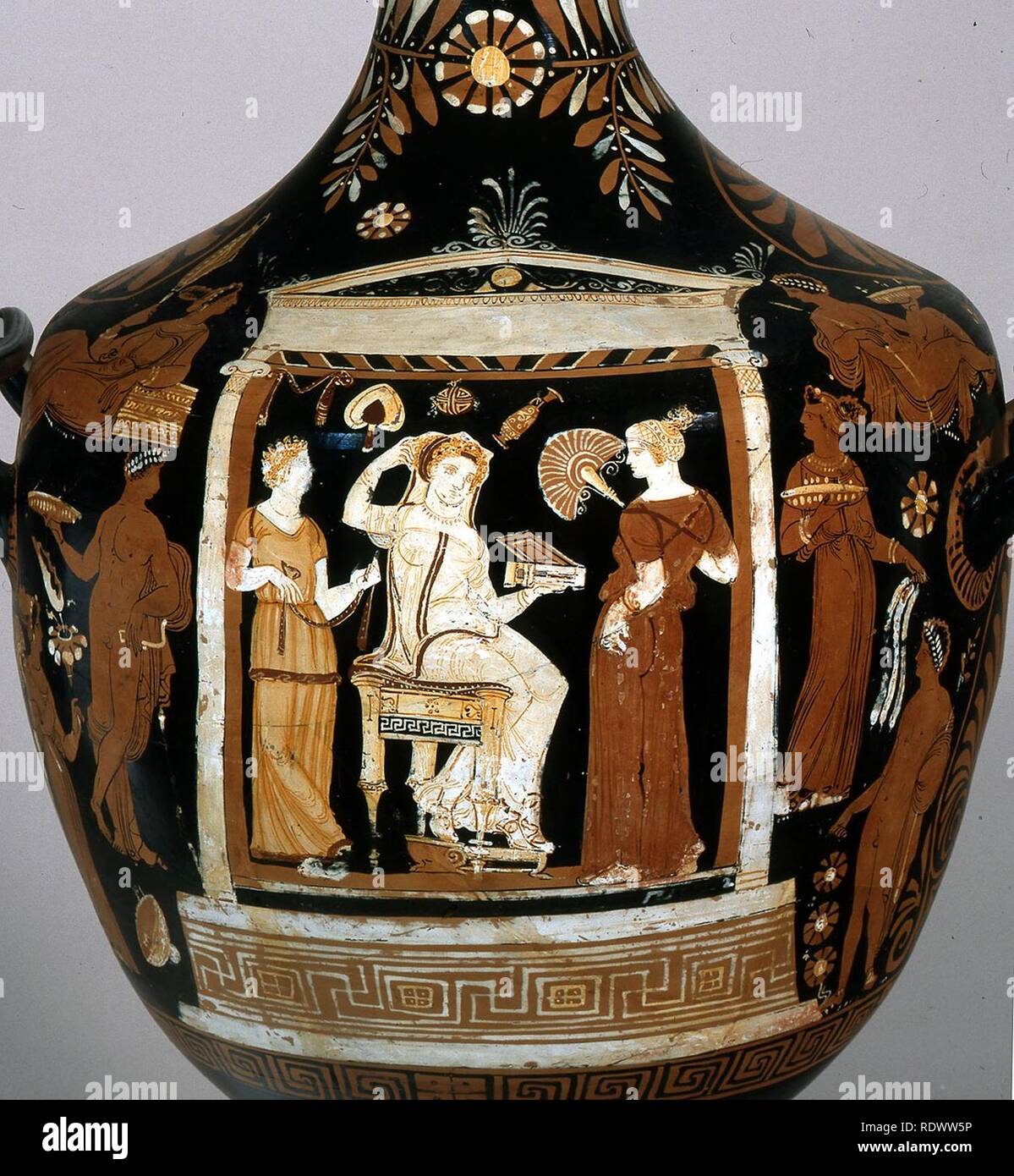 Apulian red figure hi-res stock photography and images - Alamy