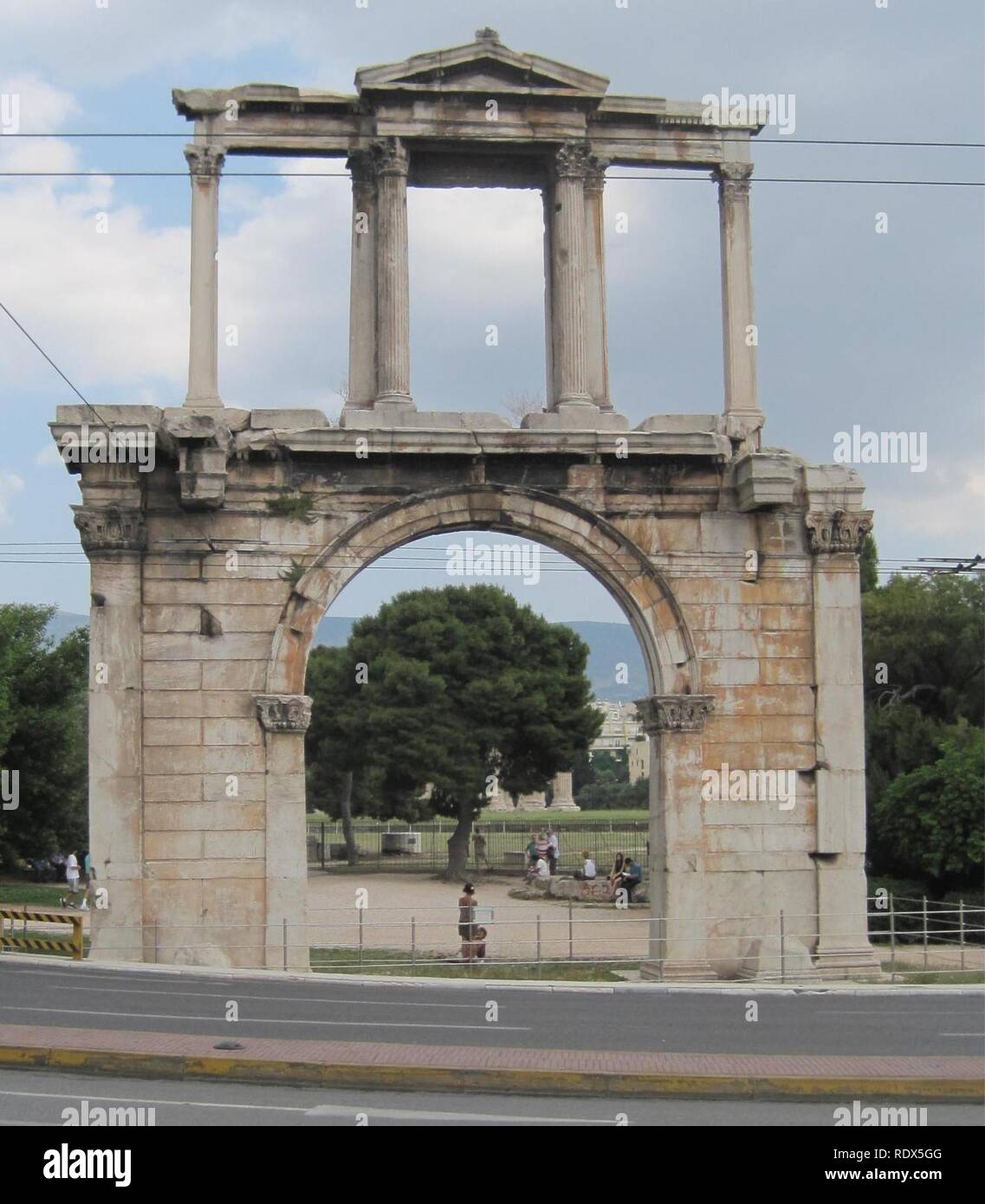 Arch of Hadrian Athens Stock Photo - Alamy