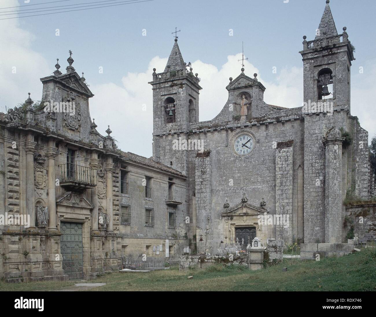 FACHADAS DE LA IGLESIA Y DEL MONASTERIO. Location: MONASTERIO DE SAN ...