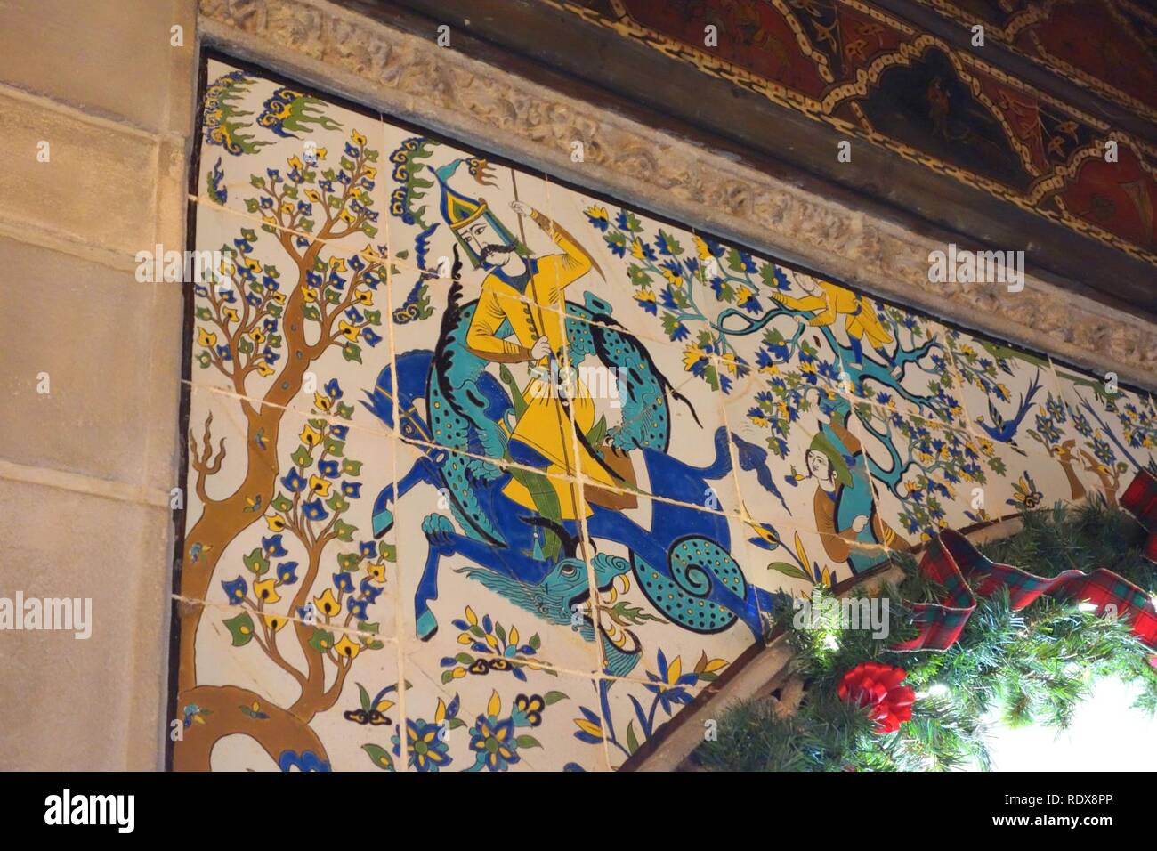 Archway tiles, men, detail - Hearst Castle Stock Photo - Alamy