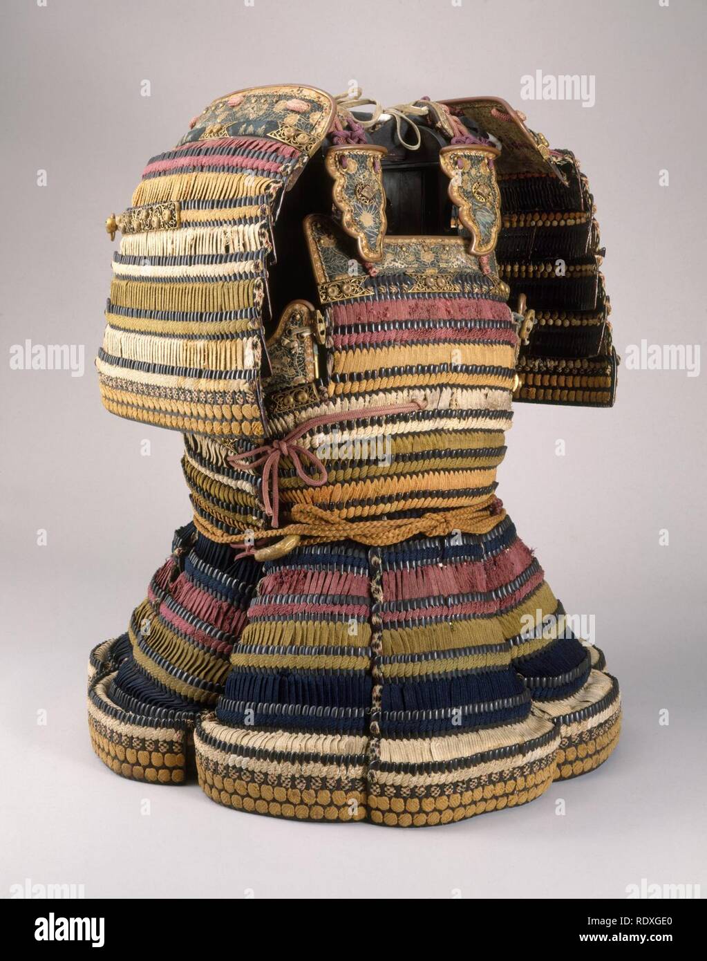 Do maru armor hi-res stock photography and images - Alamy