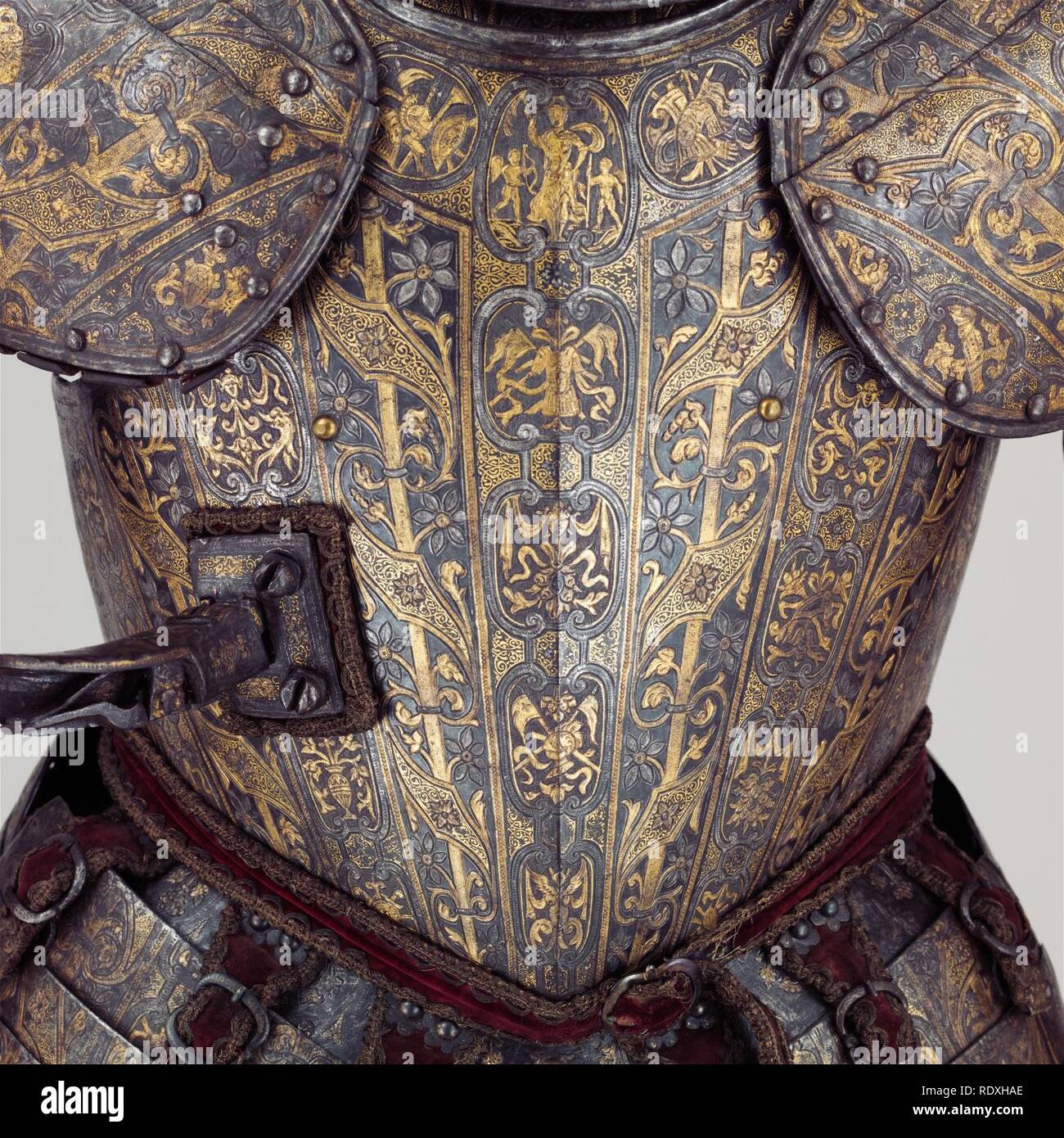 Matching armor hi-res stock photography and images - Alamy