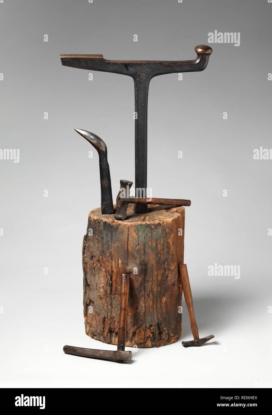 Armorers hi-res stock photography and images - Alamy