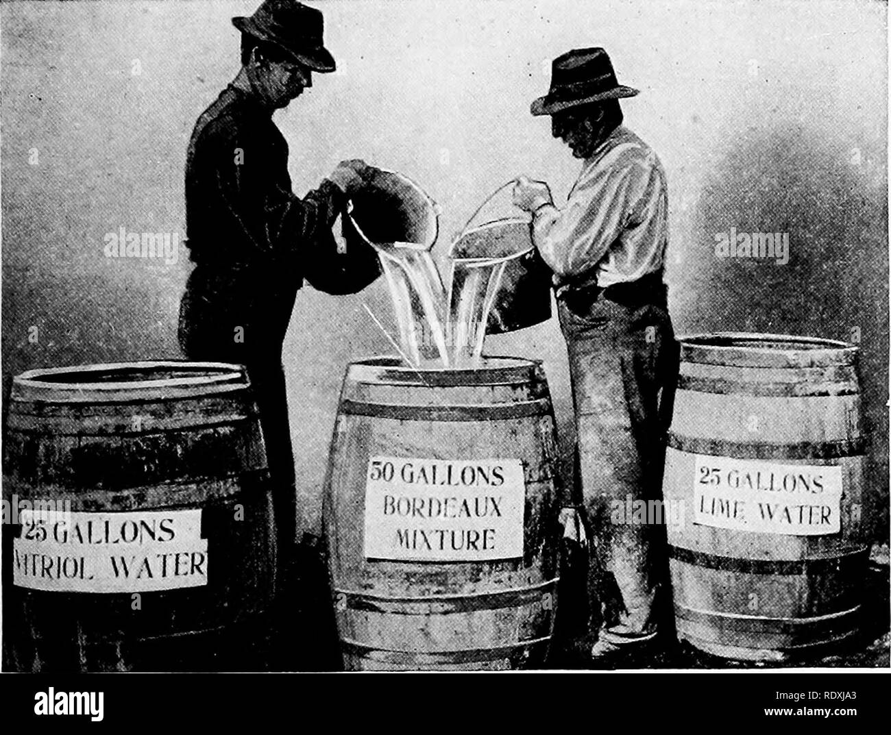 Slaking process hi-res stock photography and images - Alamy