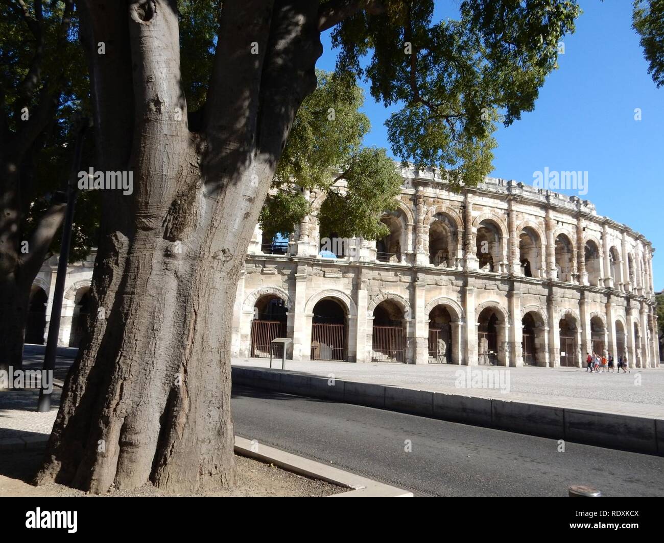 Arenes arenes de nimes hi-res stock photography and images - Alamy