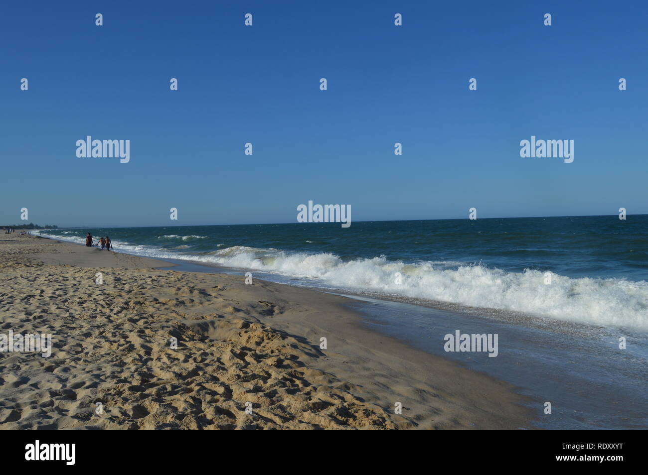 Maputo seascape under clear blue sky and Indian Ocean in Mozambique ...