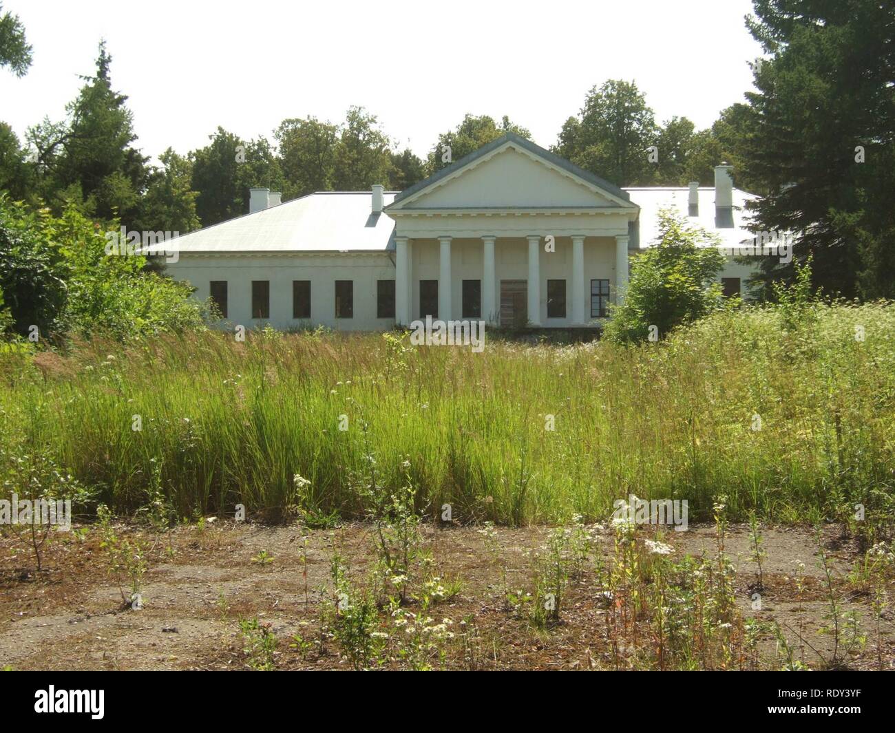 Dvaras hi-res stock photography and images - Alamy