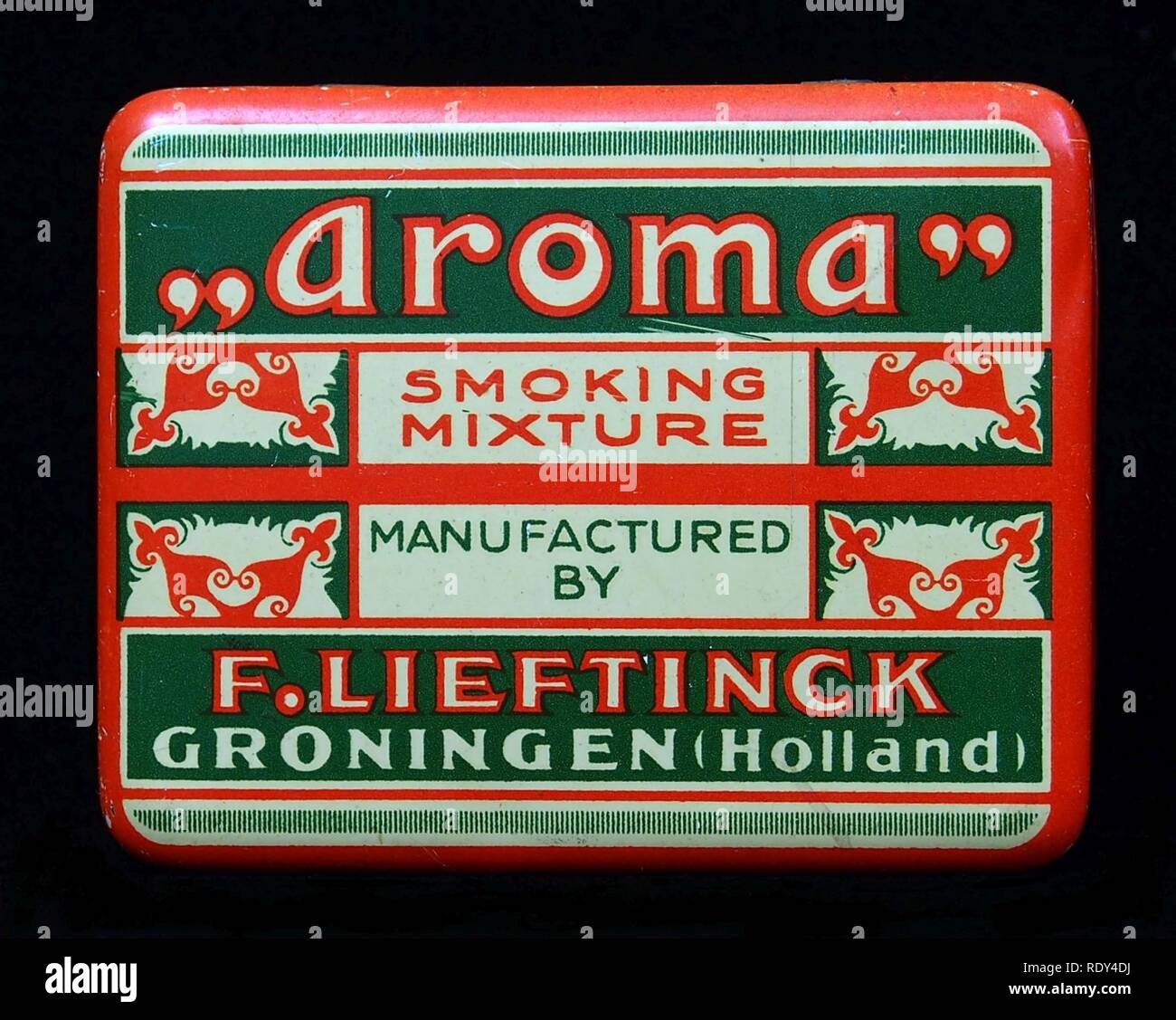 Smoking mixture hi-res stock photography and images - Alamy