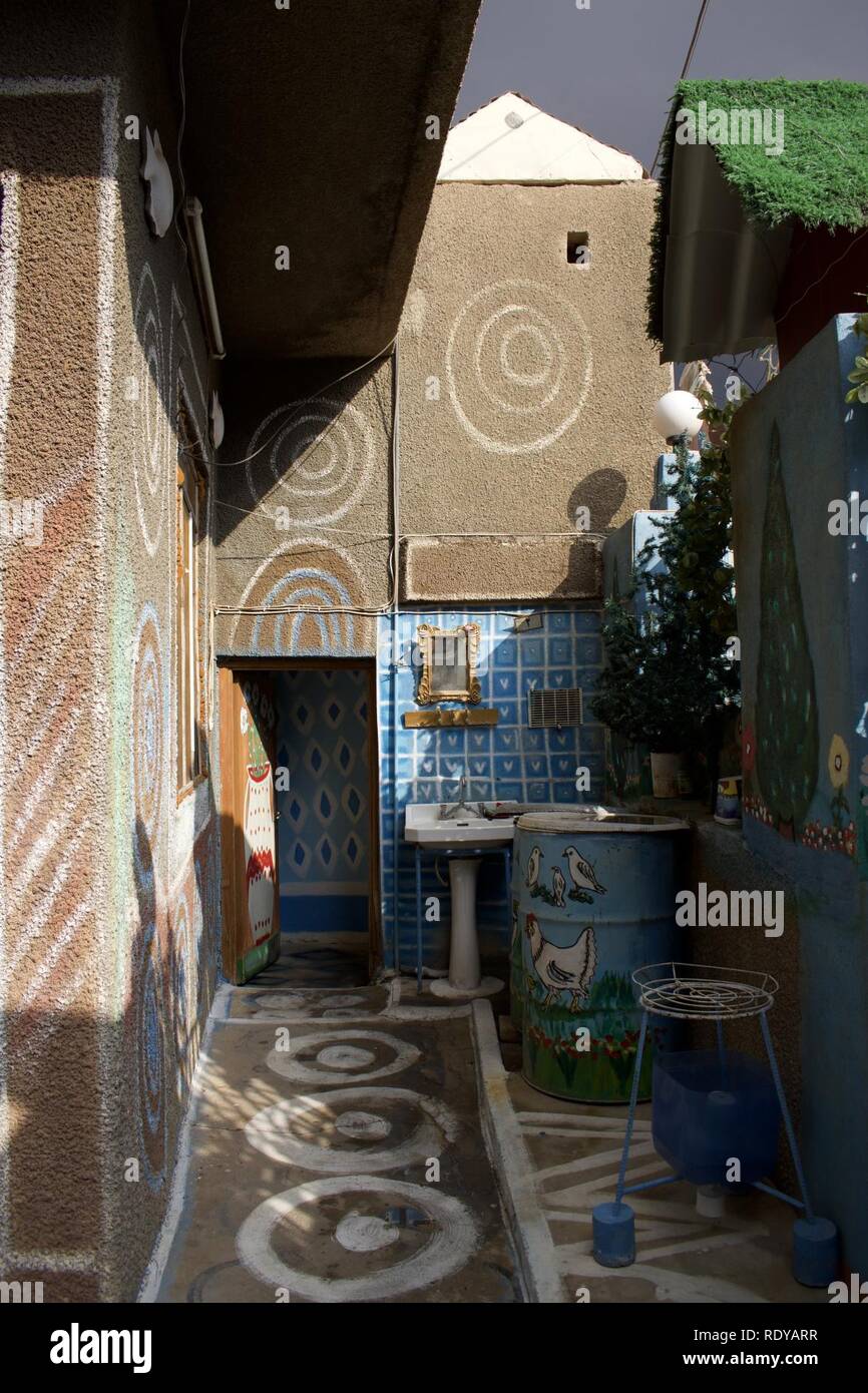 Artist Basima al-Safar's home in alQosh 01 Stock Photo - Alamy