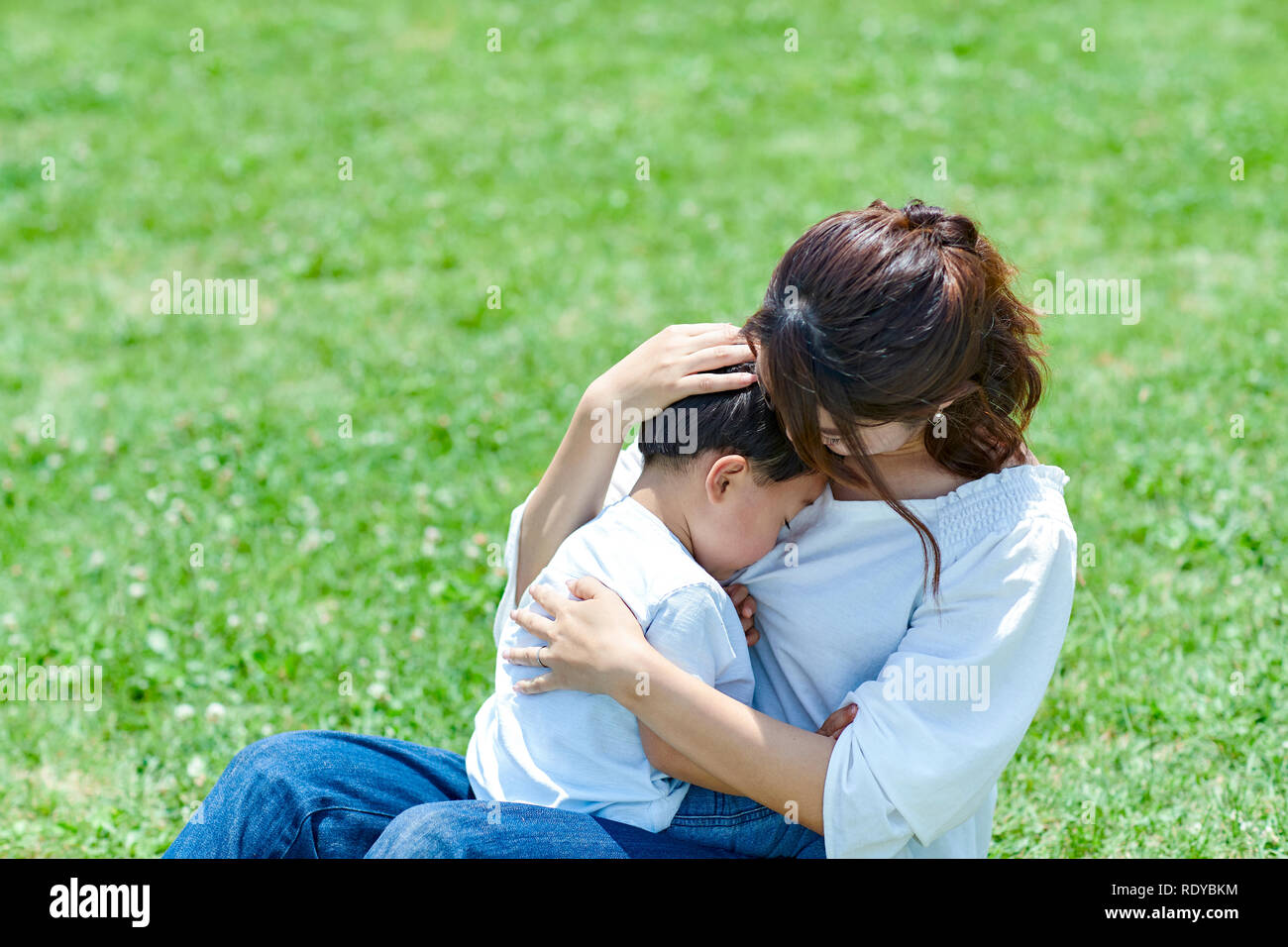 Japan crying woman hi-res stock photography and images - Alamy