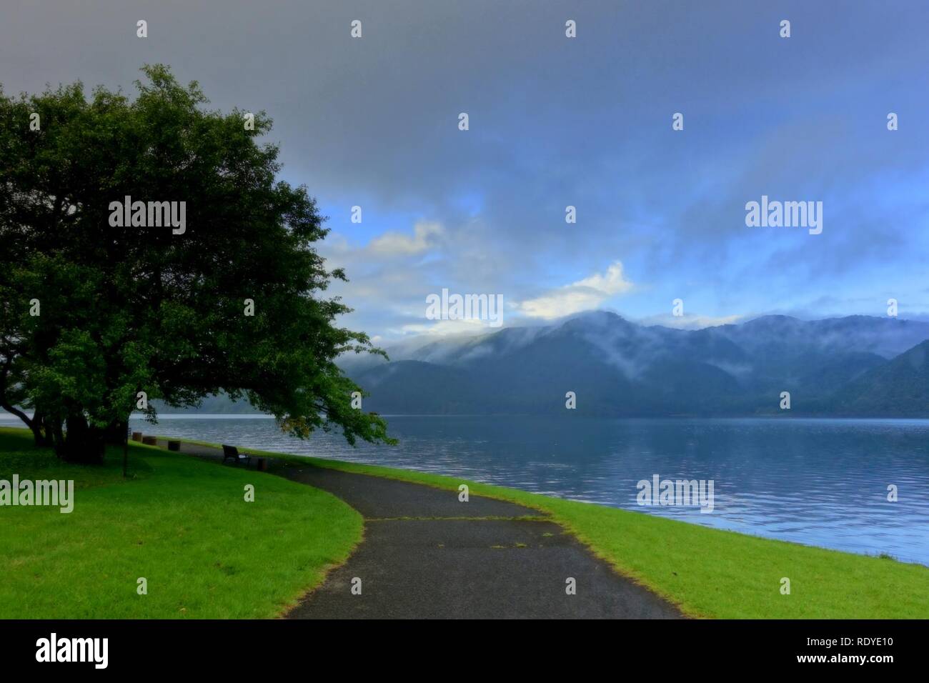 Ashinoko Lake - Hakone, Japan Stock Photo - Alamy