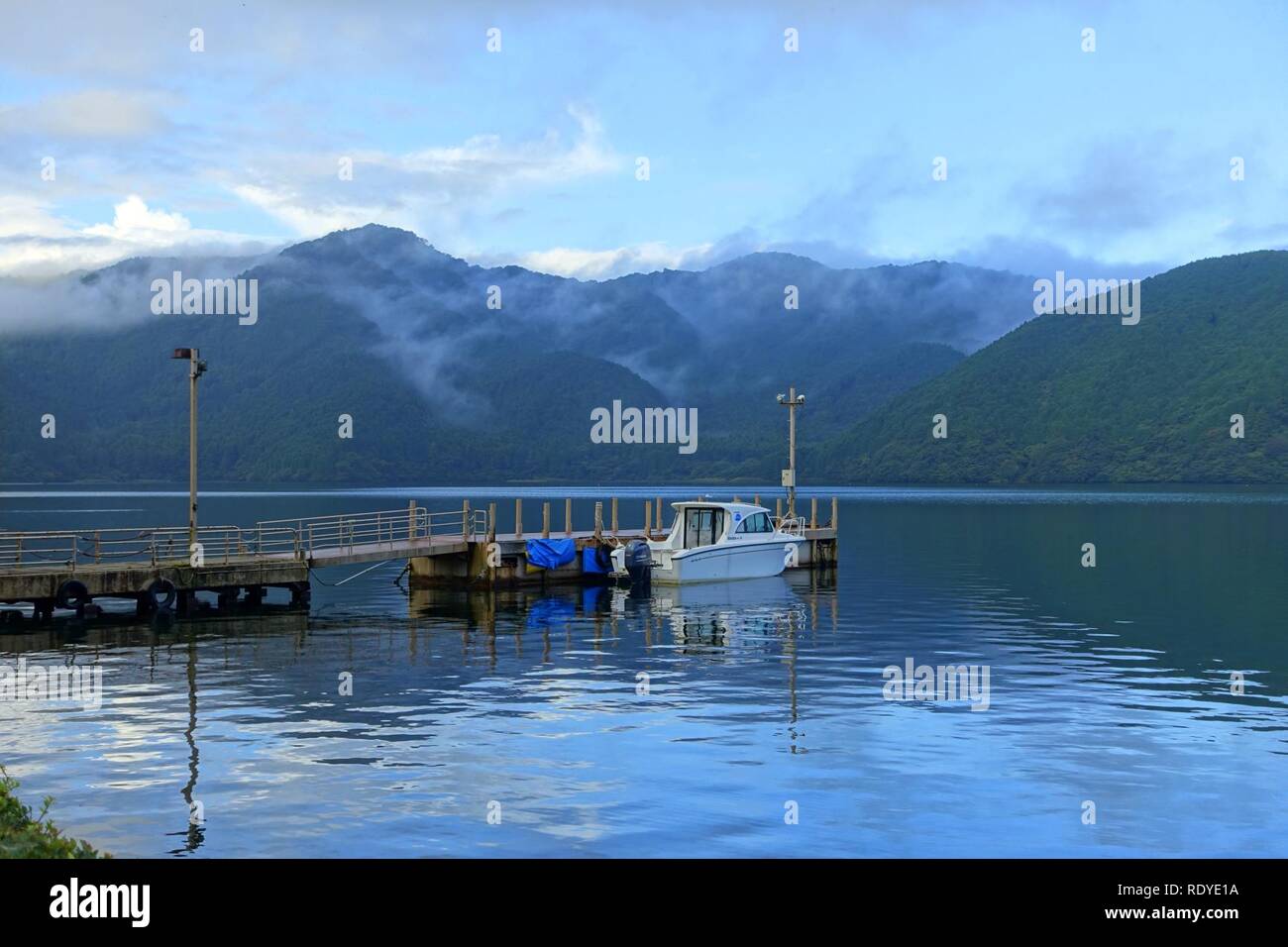 Ashinoko Lake dock - Hakone, Japan Stock Photo - Alamy