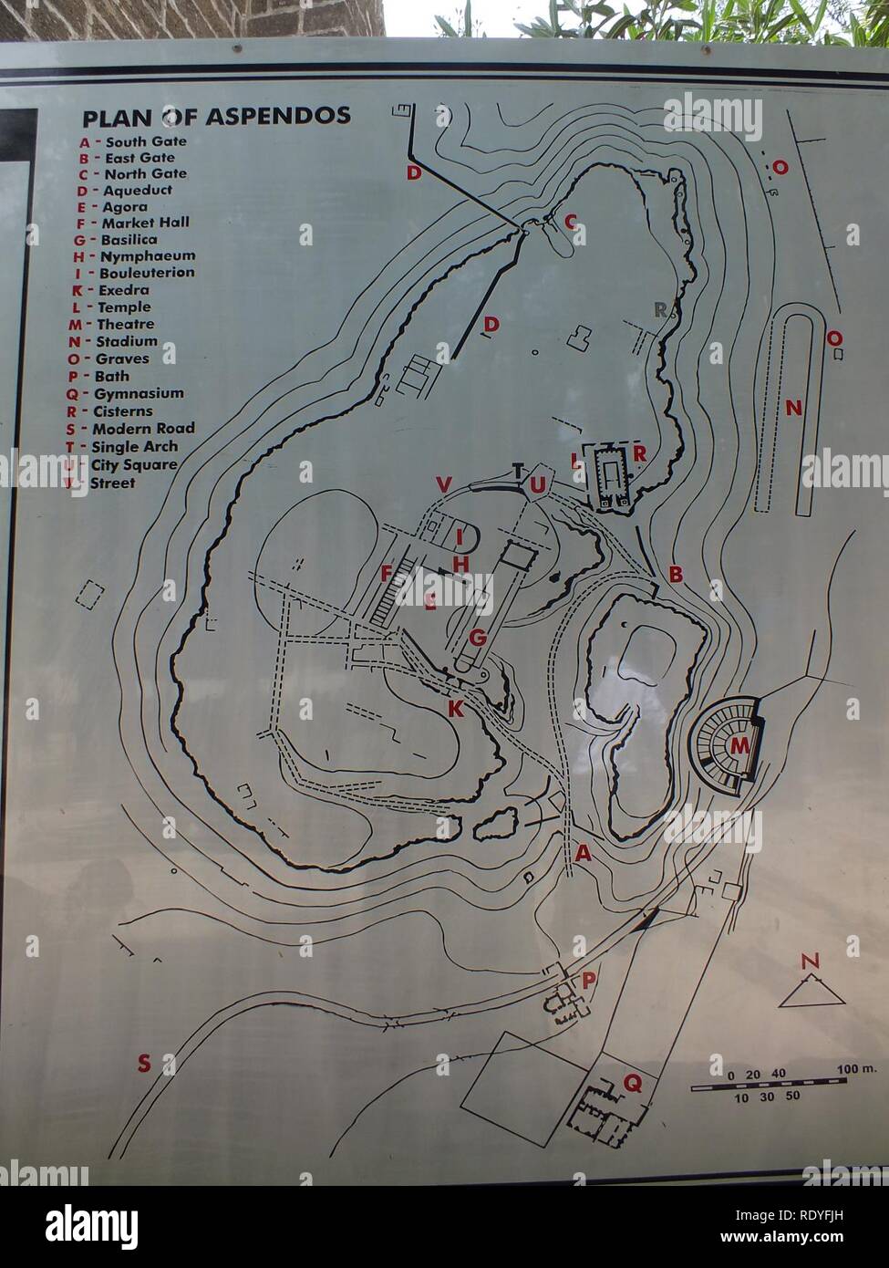 Aspendos şehir planı Stock Photo - Alamy