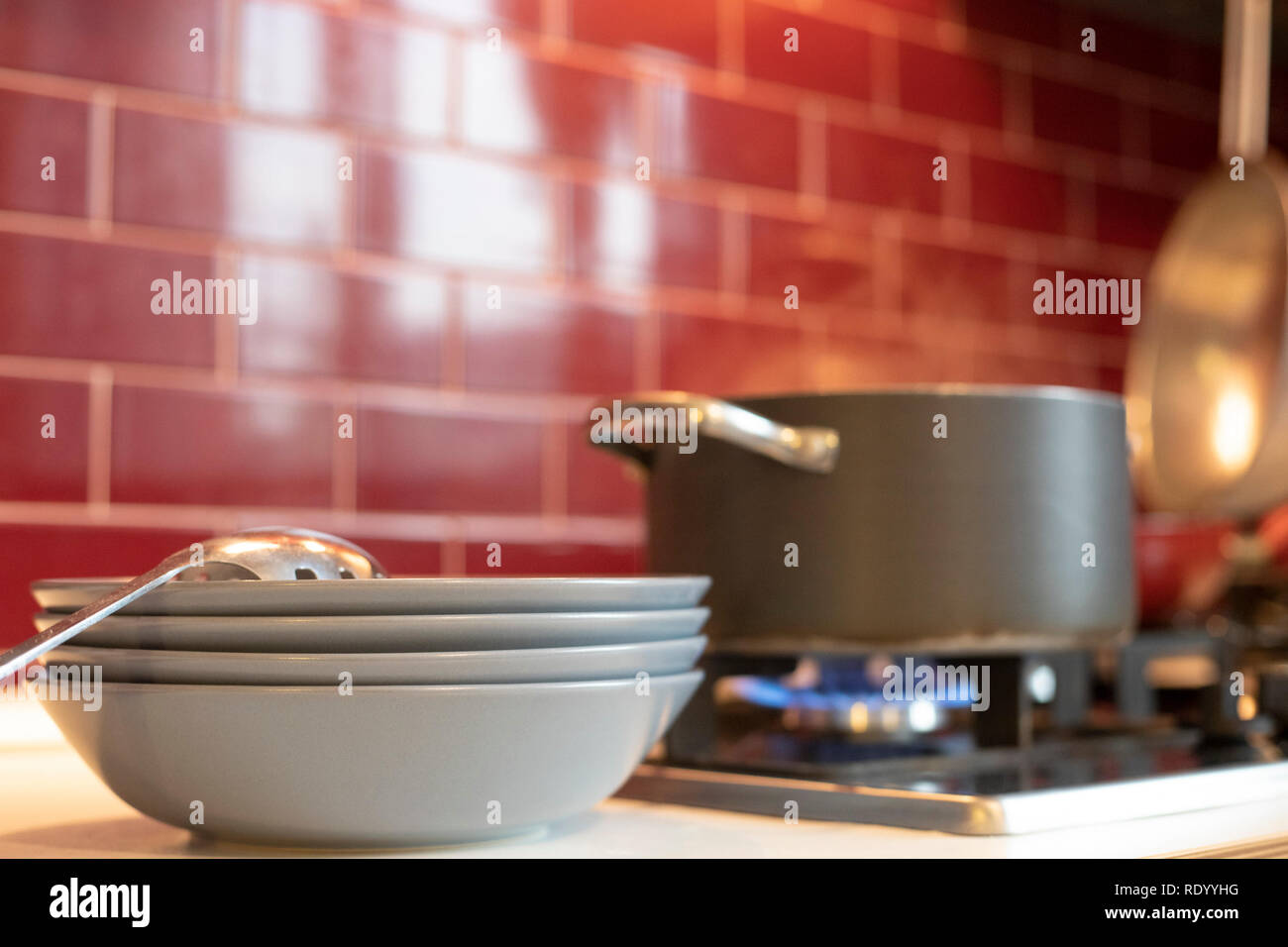 Stove plates hi-res stock photography and images - Alamy