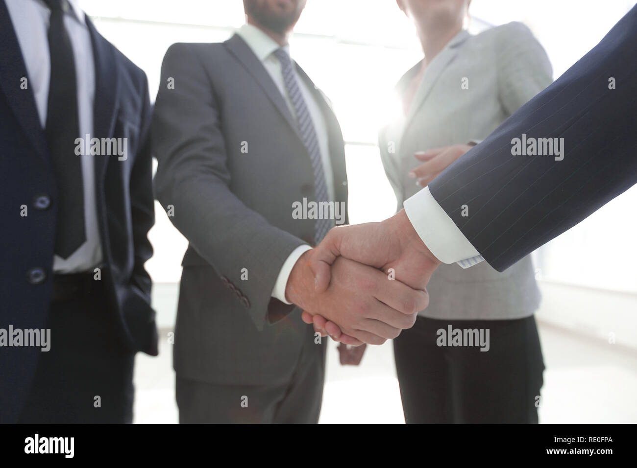 business leader shaking hands with the investor Stock Photo - Alamy