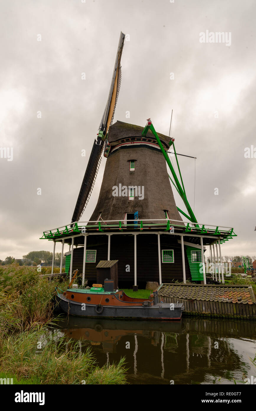 Zaanse schans windmills park hi-res stock photography and images - Alamy